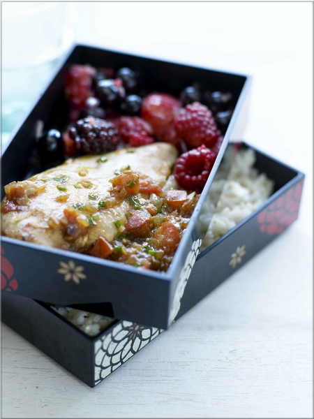 Suprêmes de Pintade, Sauce aux Fruits Rouges | A Vos Assiettes