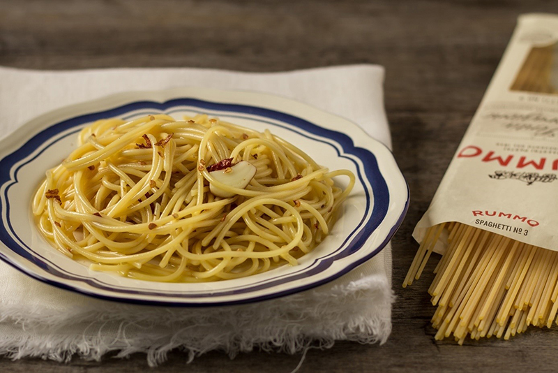 Spaghetti N°3 AOP ail, olive et piment | A Vos Assiettes