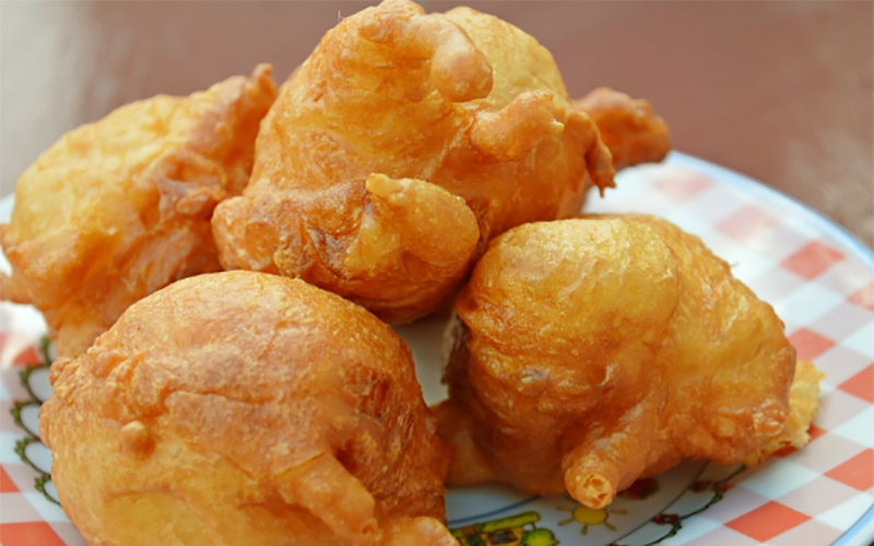 La recette originale des accras de morue antillais | A Vos Assiettes