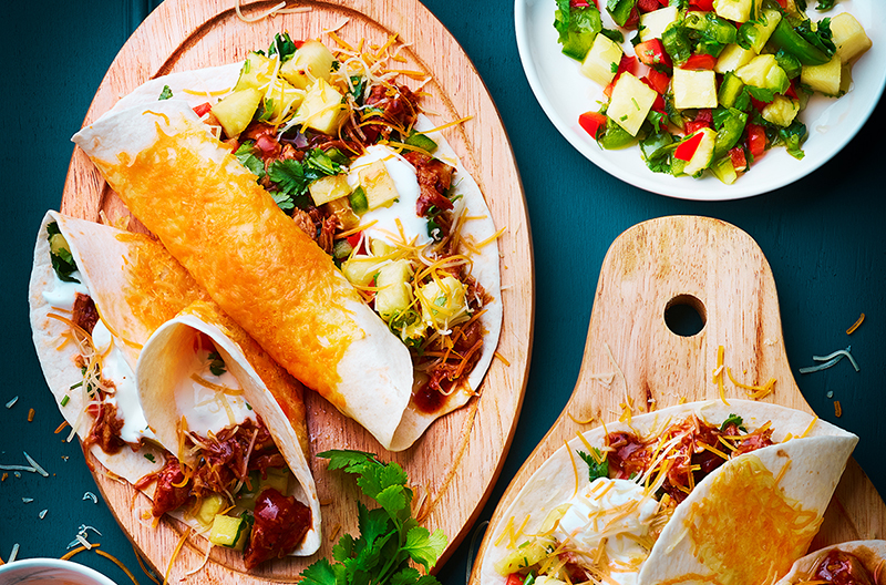 Tacos gratinés de poulet confit à l’ananas | A Vos Assiettes