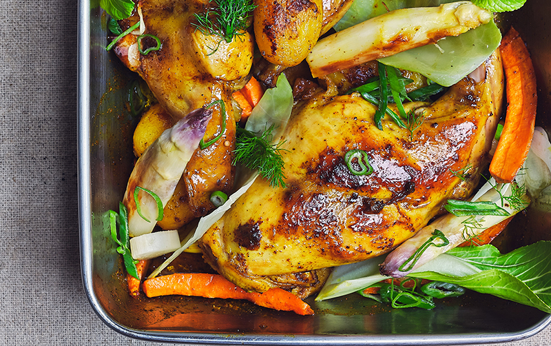Lapin rôti et légumes de saison rôtis aux épices colombo | A Vos Assiettes